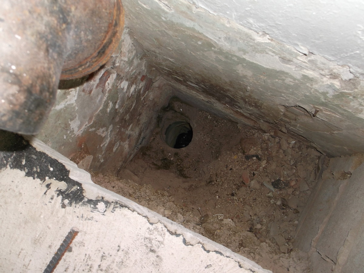 pipe chase through masonry landing « American Toolbox