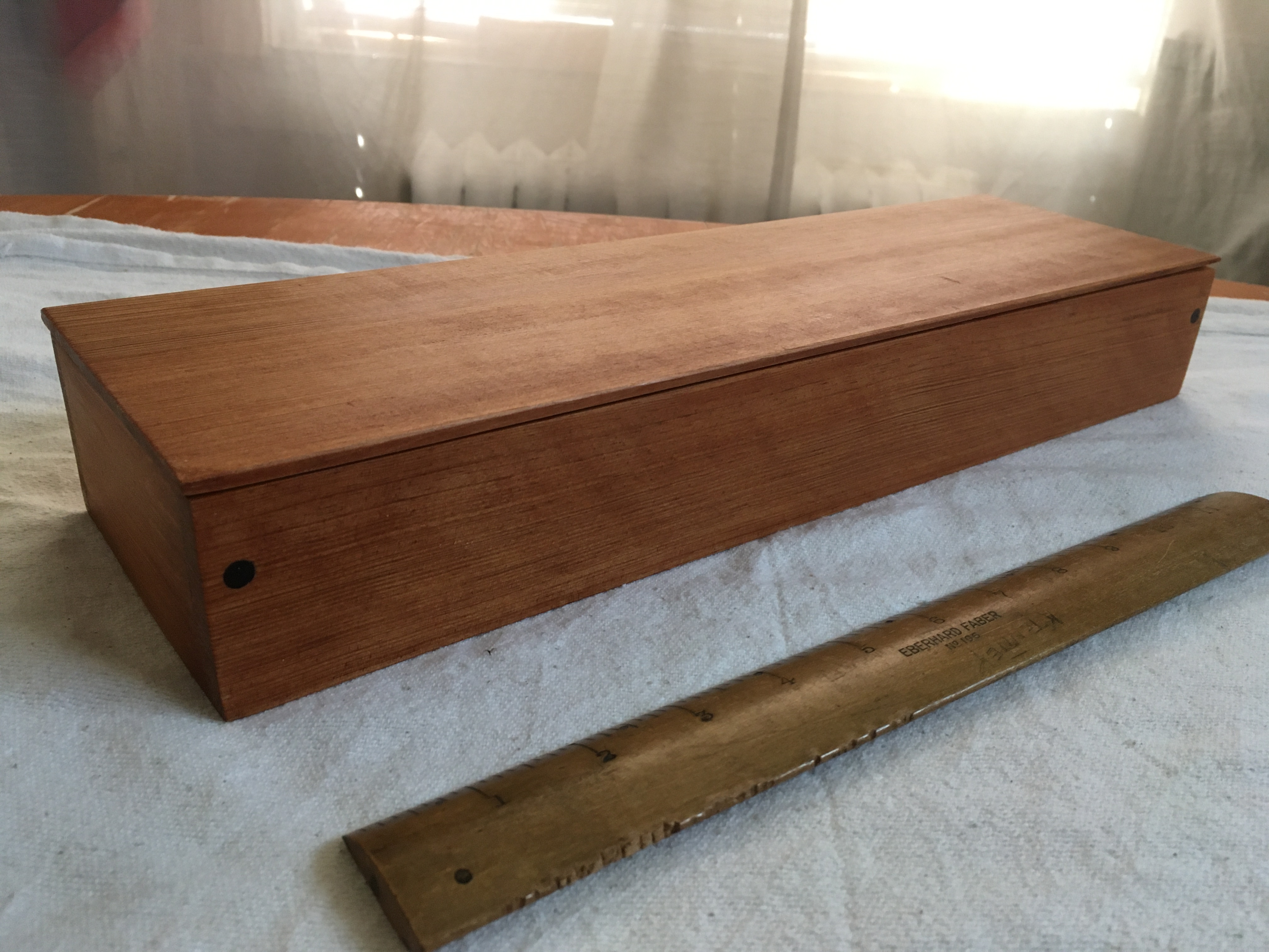 2022 06 14 narrow box with lid « American Toolbox